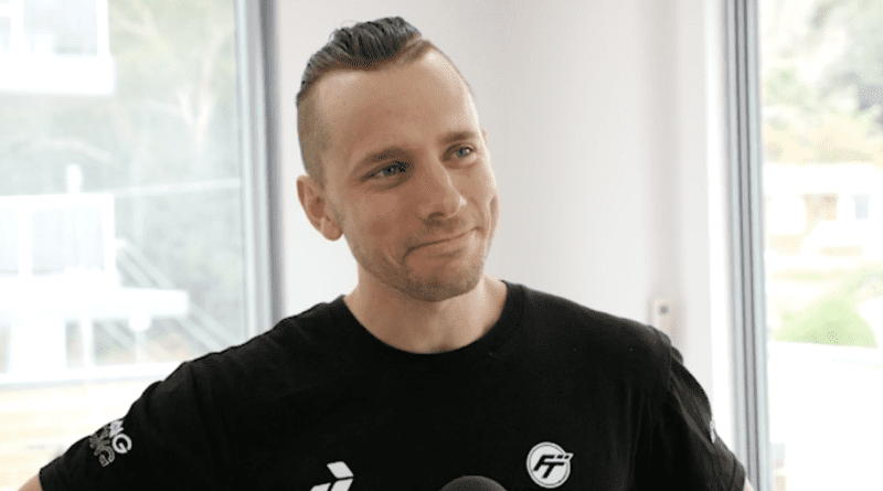 KING SALUTES AT SILVERSTONE – NBN News