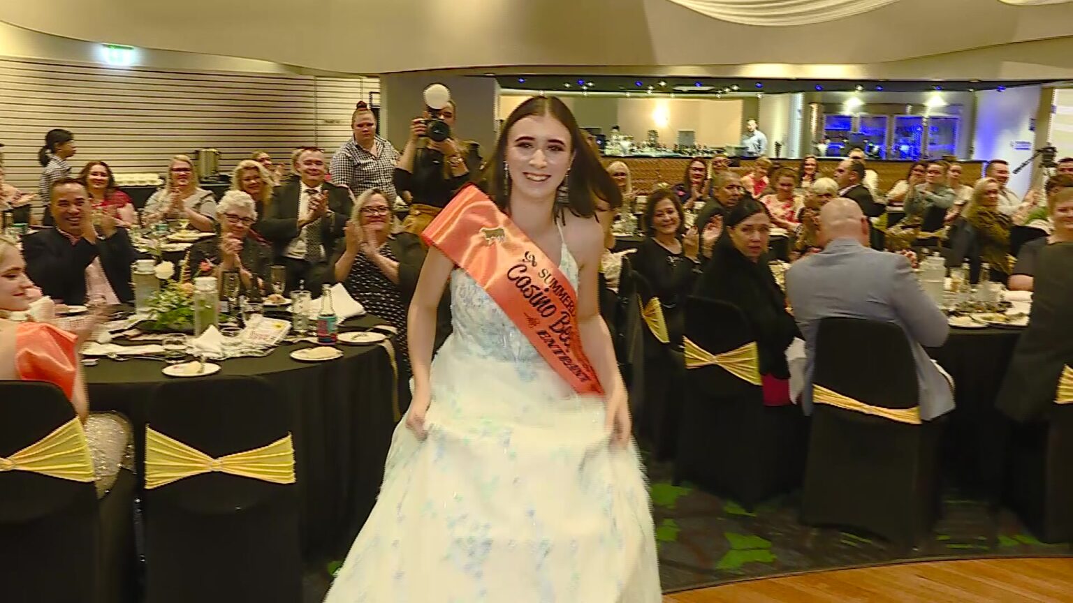 CASINO BEEF WEEK CELEBRATES 40TH ANNIVERSARY AT OPENING NIGHT BALL ...
