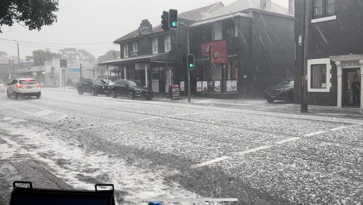 Heavy rain, hail and waterspout lash the Hunter and Central Coast – NBN ...