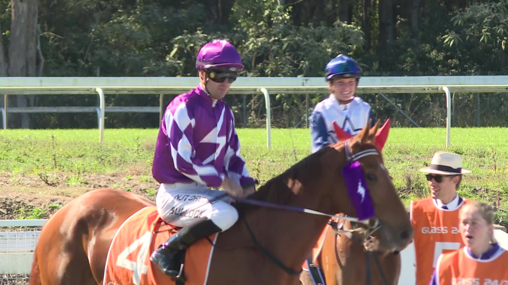 Horse’s Birthday race meet brings Aaron Bullock to Taree – NBN News