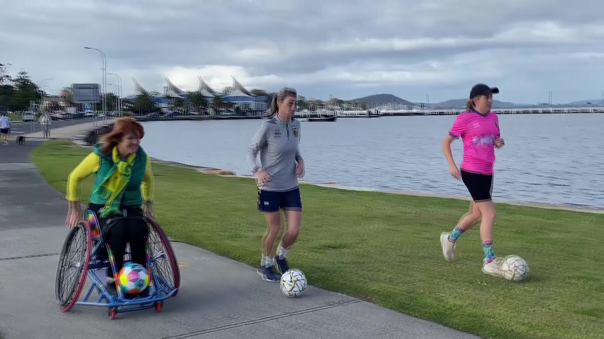 Fran Hurndall dribbles past the Central Coast – NBN News