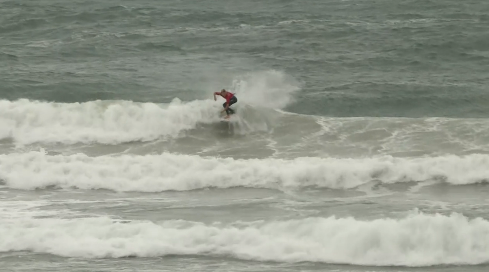 Local surfers progress to quarterfinals in GromSearch Oz Cup – NBN News