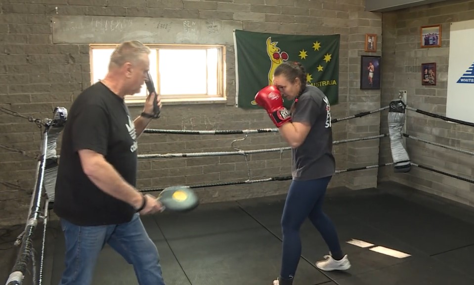 Enja Ryan to defend welterweight crown at Clash of the Titans fight ...