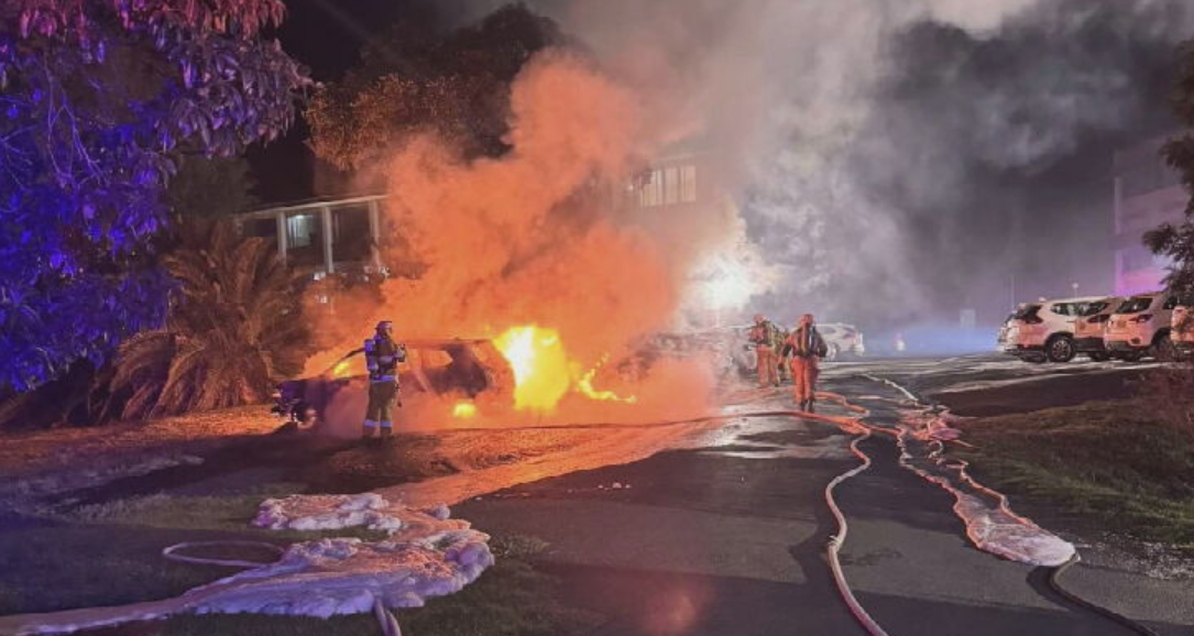 Suspicious fire destroys 8 cars at Muswellbrook Hospital – NBN News