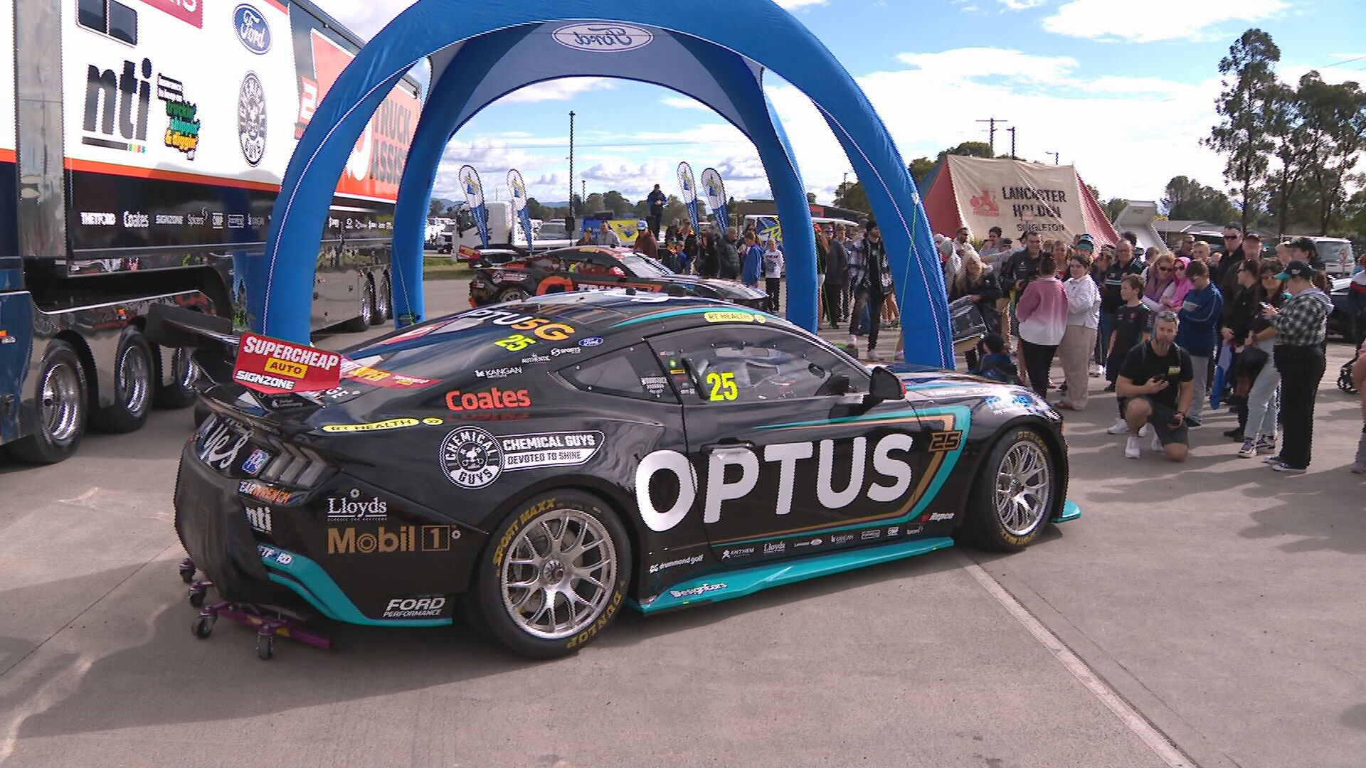 Chaz Mostert backs Tom Hayman in GT4 Championship – NBN News