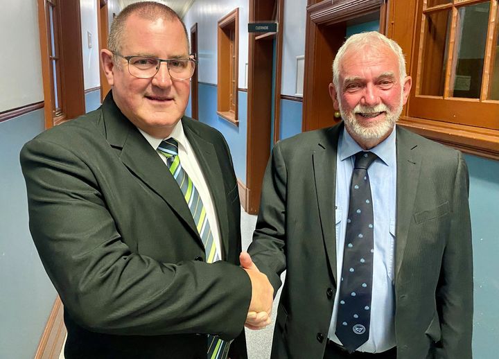 Russell Webb re-elected Tamworth mayor; Jeff Budd named deputy mayor ...