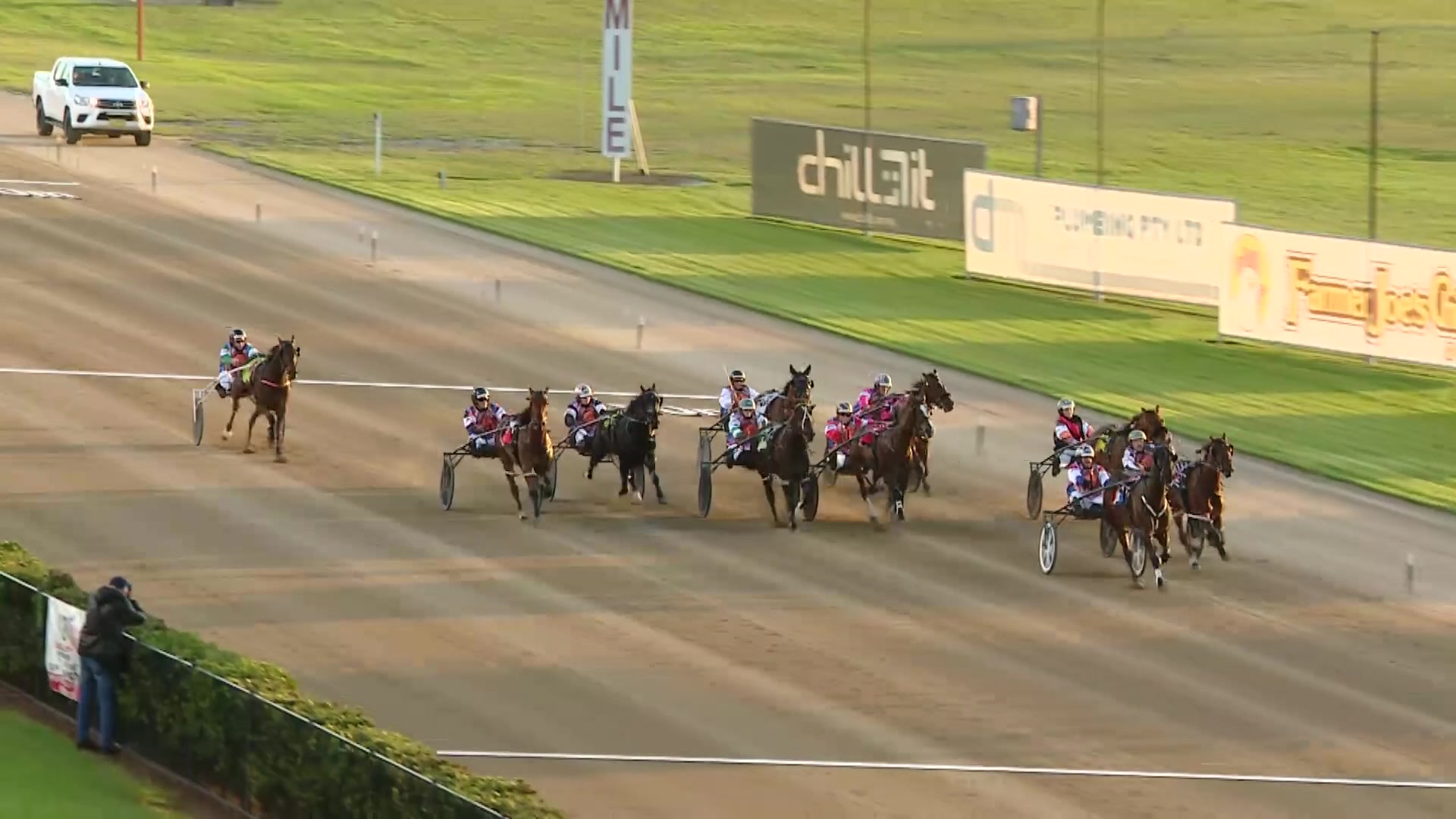 Tanner Brown takes first harness racing win at Menangle – NBN News