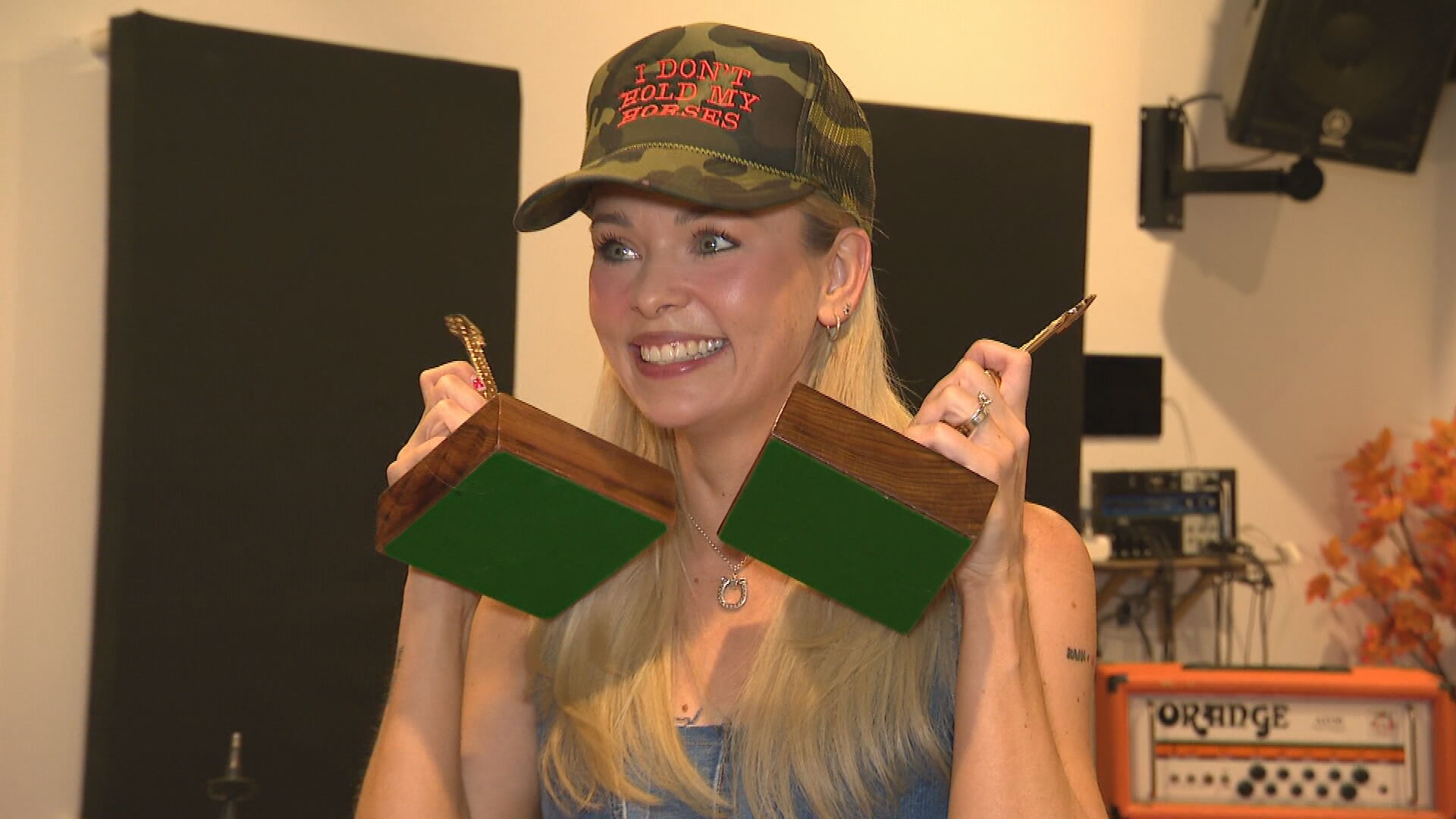 Singer returns home with two Golden Guitars – NBN News