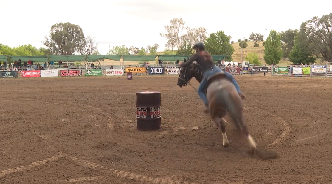 High school rodeo stars compete in Bendemeer for ticket to America ...