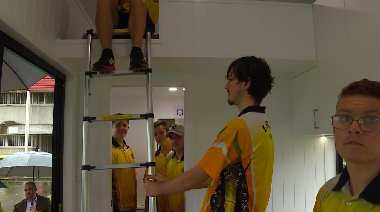Lismore high school students build tiny home – NBN News