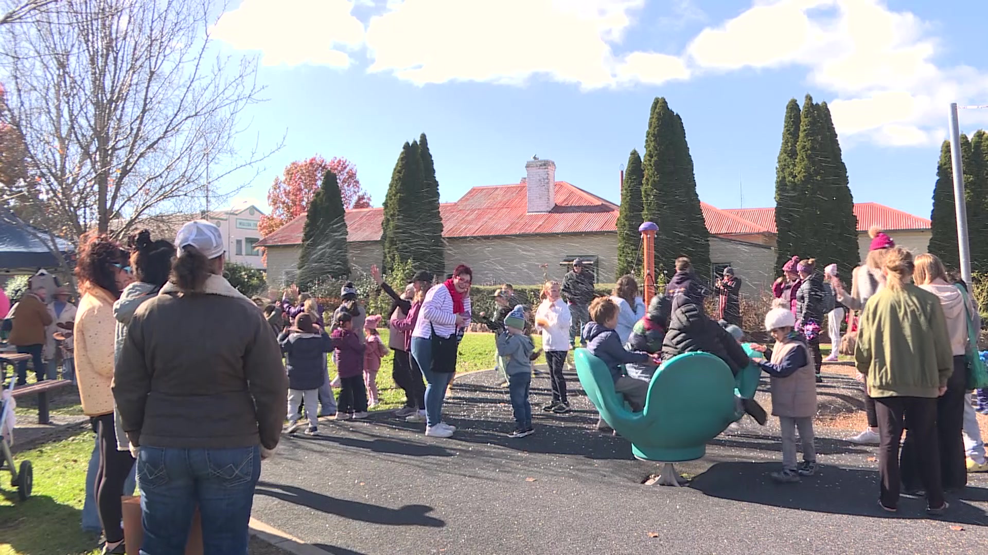 Local brave the cold for Walcha’s first ‘Winter Markets’ – NBN News