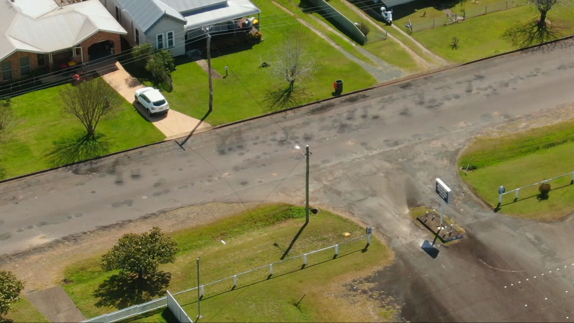 Local mayor pressuring state government over dire roads – NBN News