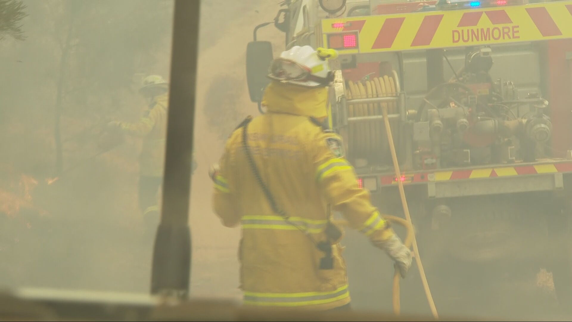 Fire crews work to contain large Upper Hunter blaze – NBN News