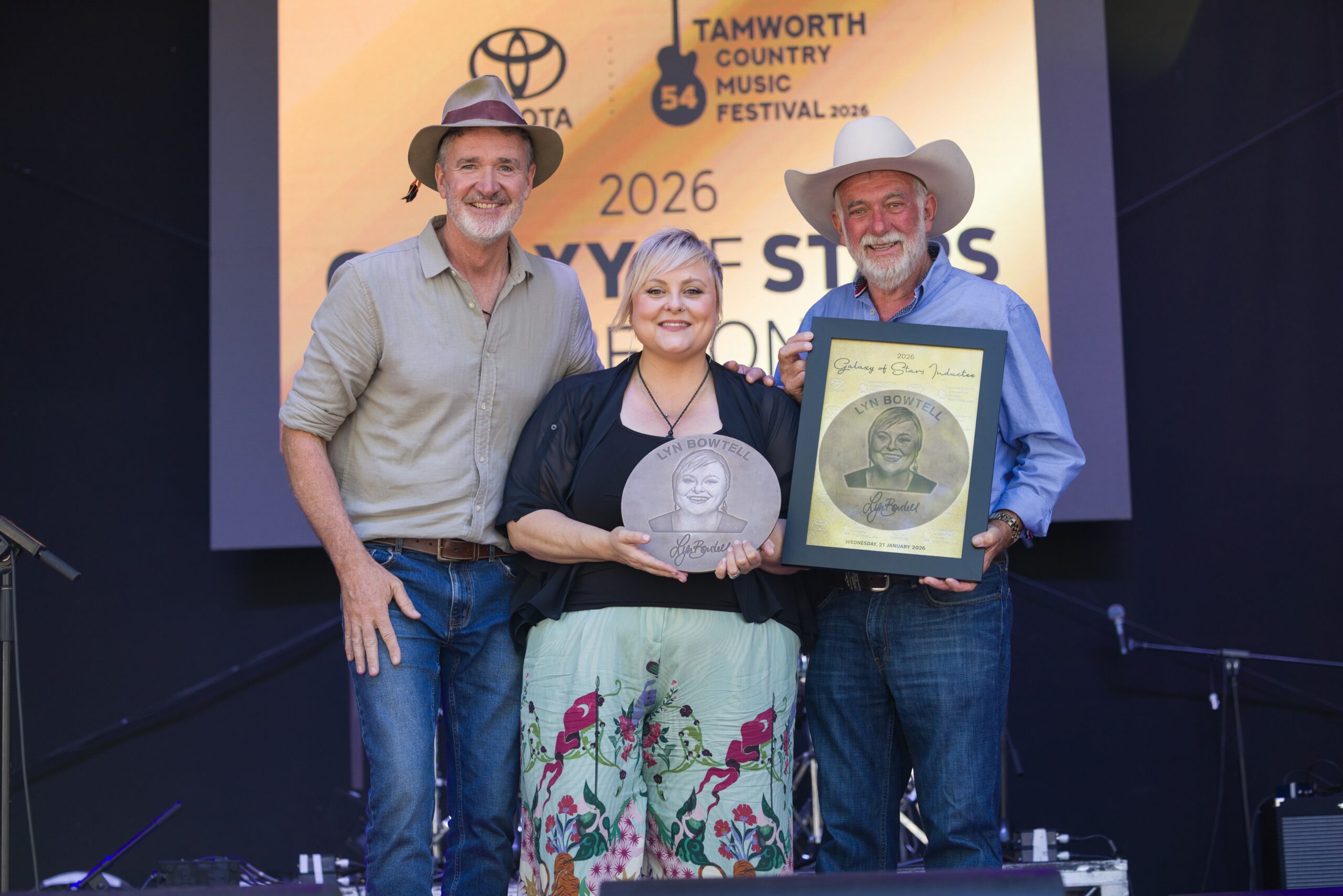 Lyn Bowtell inducted into Galaxy of Stars at Tamworth Country Music ...