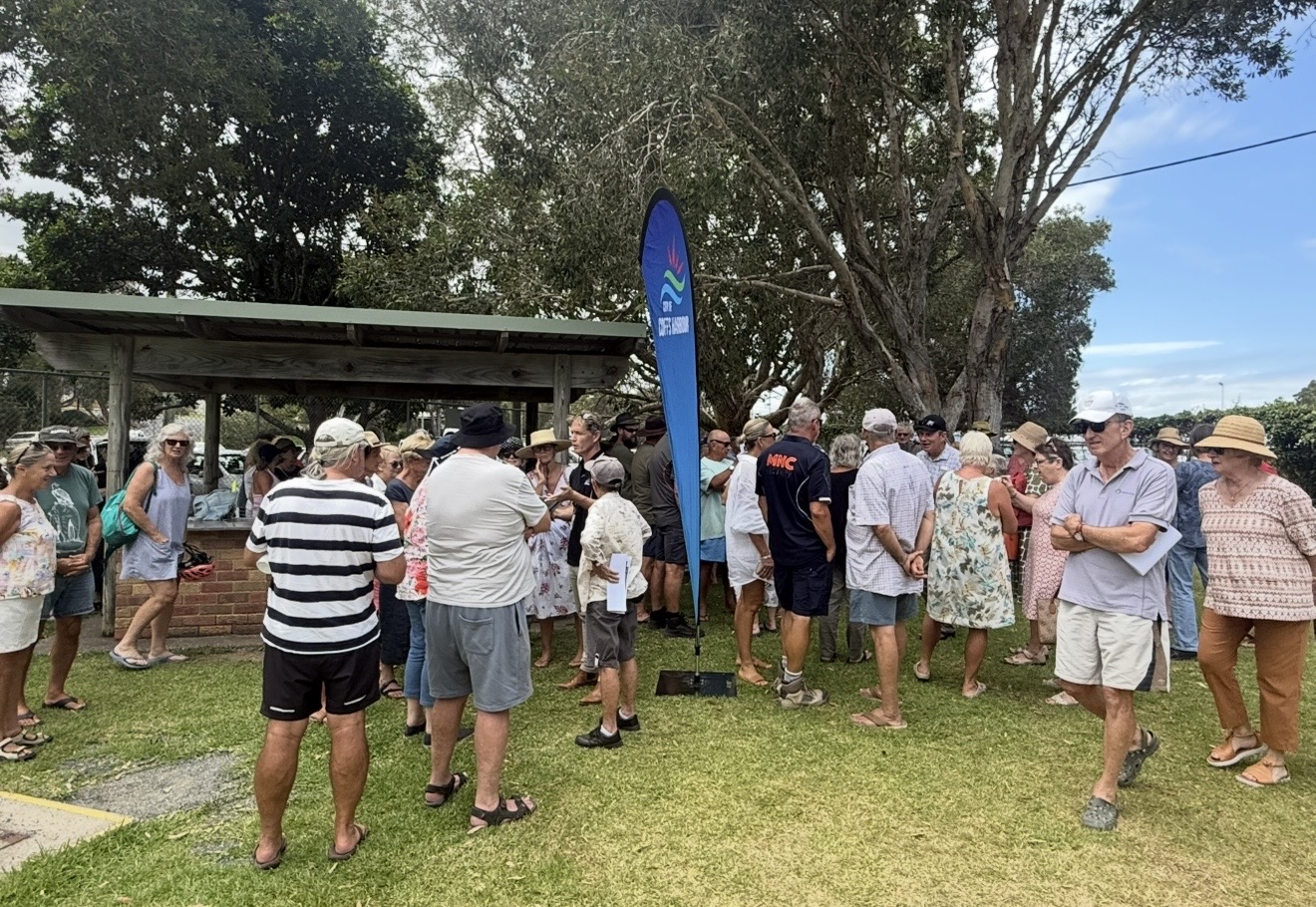 Hundreds attend Sawtell Pool drop in session – NBN News