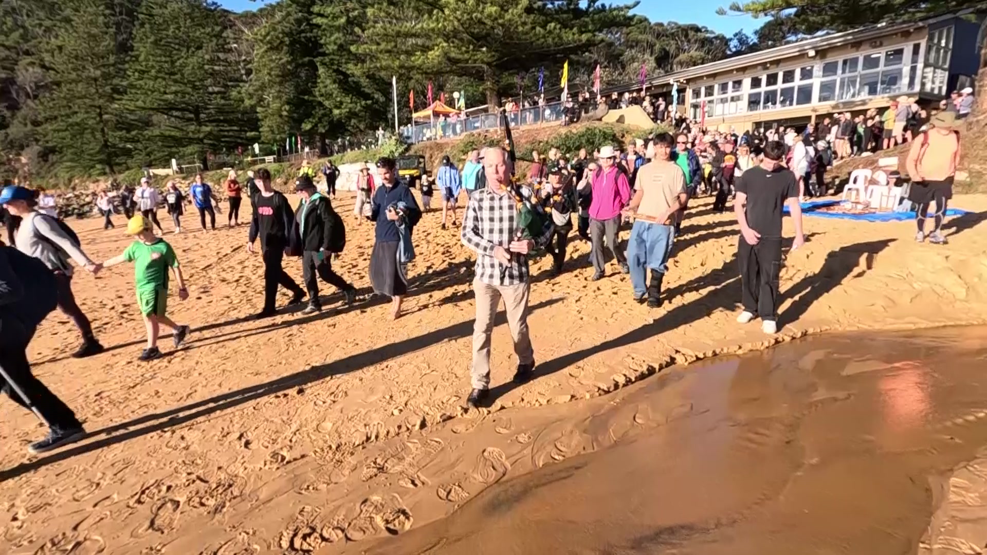 5 Lands Walk returns for 20th year on the Central Coast – NBN News